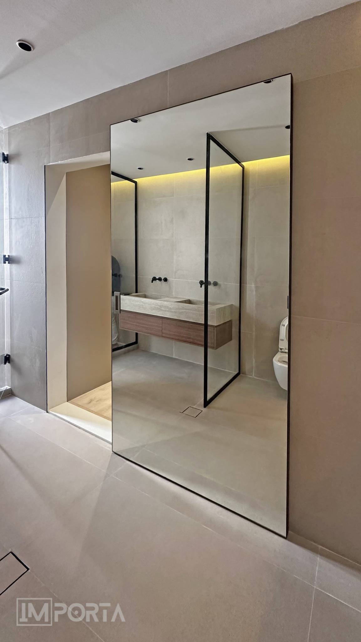 Concealed Invisible sliding doors without rail Importa with mirrors in ...
