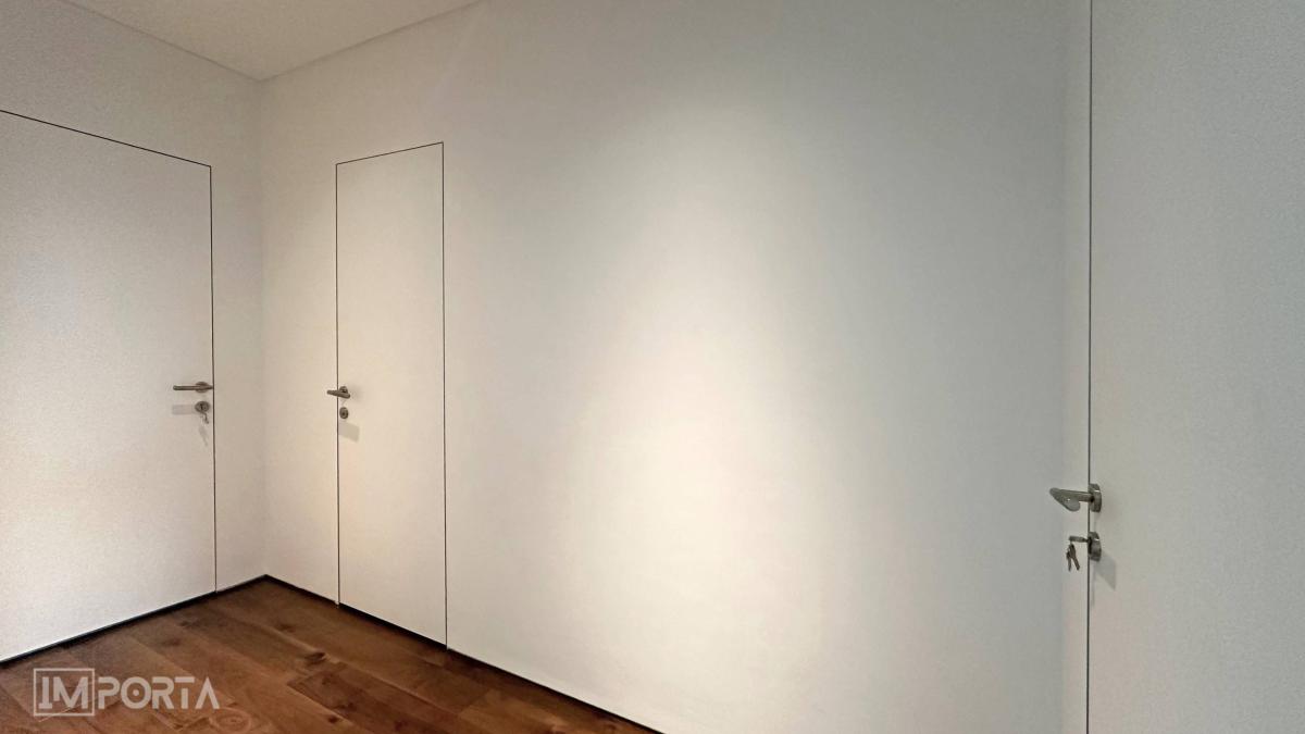 Concealed doors Importa in two different colors for kitchens - Importa